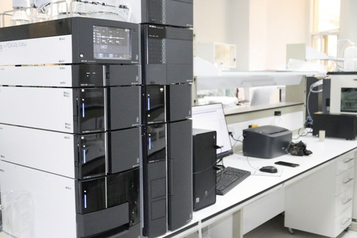 Chromatographic analysis and separation – CRSP